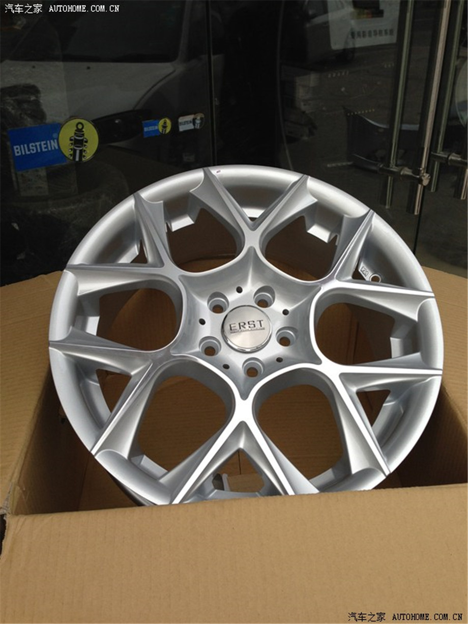 S60改装白色EM6 - 中国沃尔沃改装网